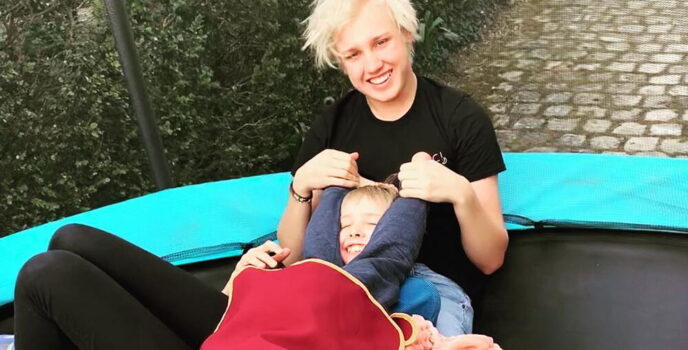 Boz Mofid: The Life and Legacy of Aurelia Dobre's Husband and Father of ...